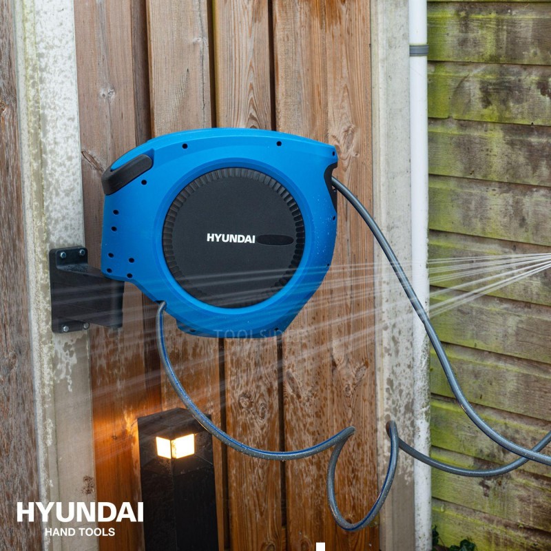 Hyundai wall hose box 20m x 12mm - toolsidee.ie