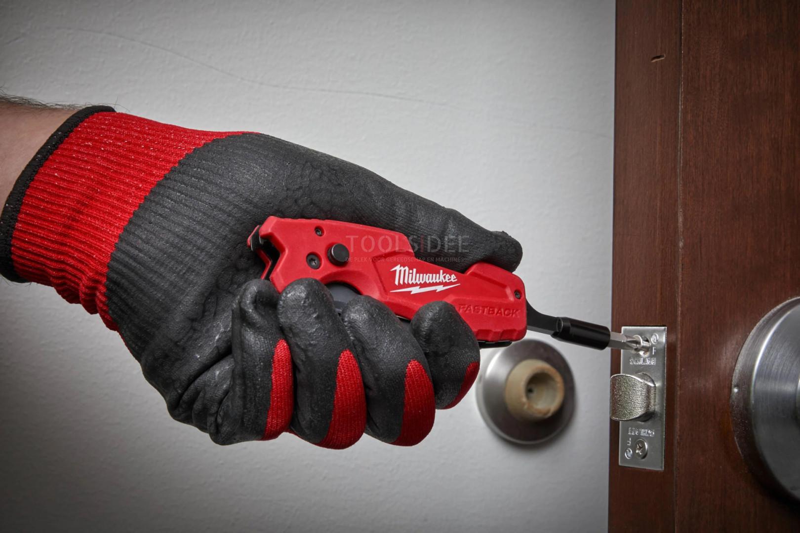 Milwaukee fastback 6-in-1 tilting knife 4932478559 - toolsidee.ie